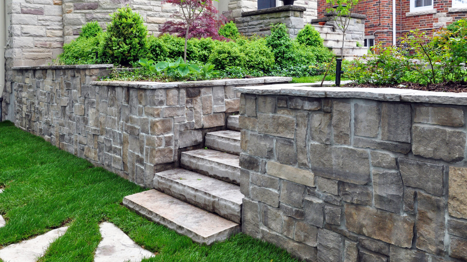 The Benefits of Limestone and Natural Stone Retaining Walls - Well ...